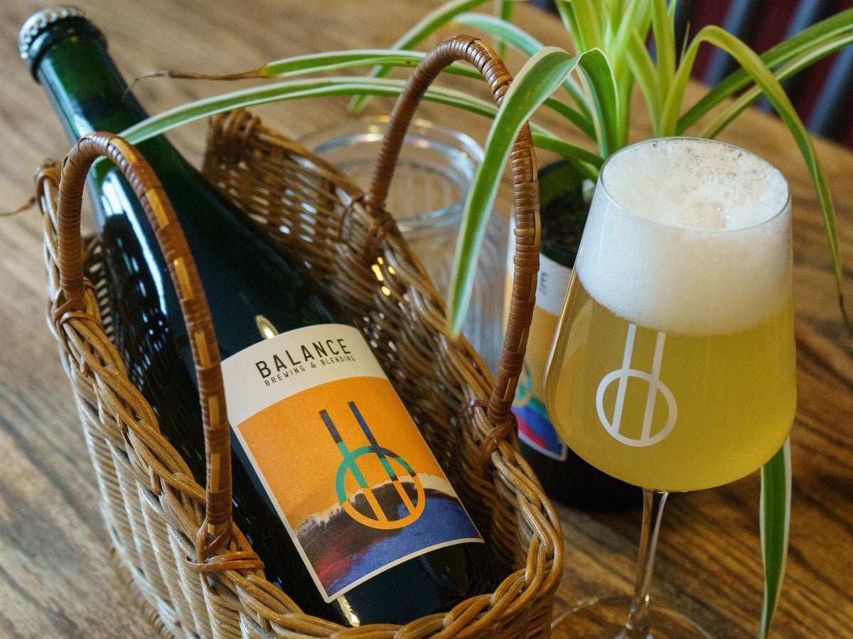Saison de Maison Blend 4 - 5.5% - 750 ml Bottle – Balance Brewing ...